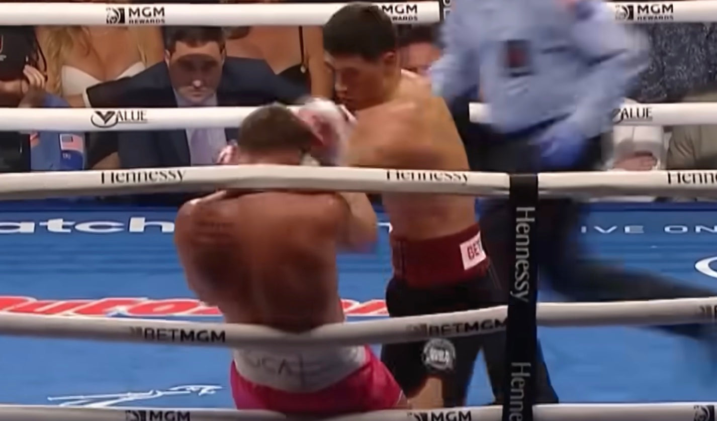 Breakdown Of The Style That Even Canelo Couldn't Defeat – BOXROPE®
